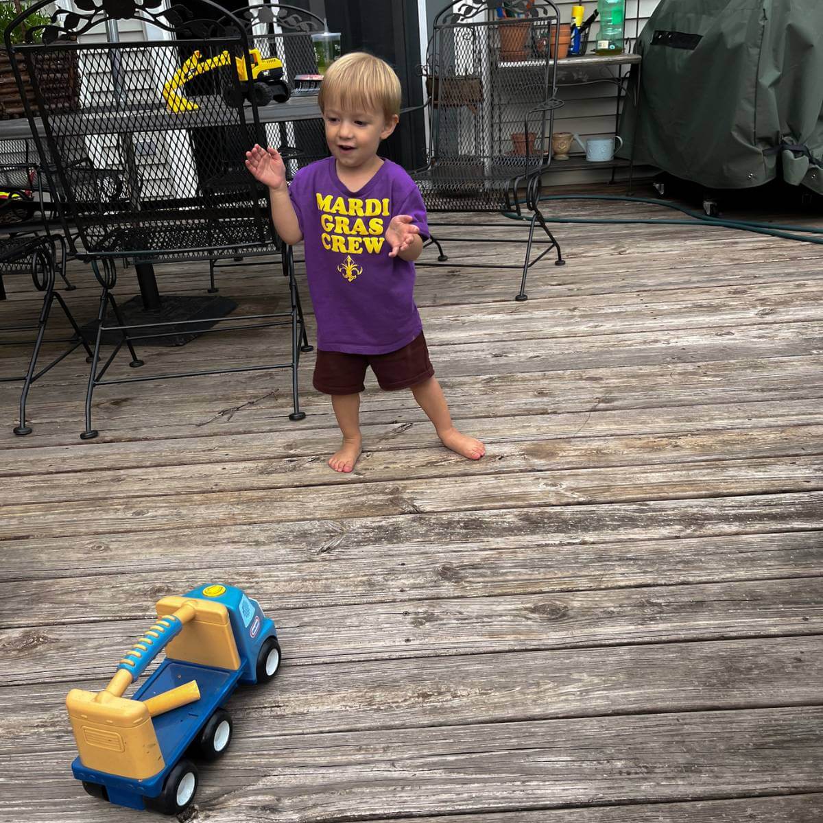 35 Simple Physical Balance Activities for Toddlers and Preschoolers